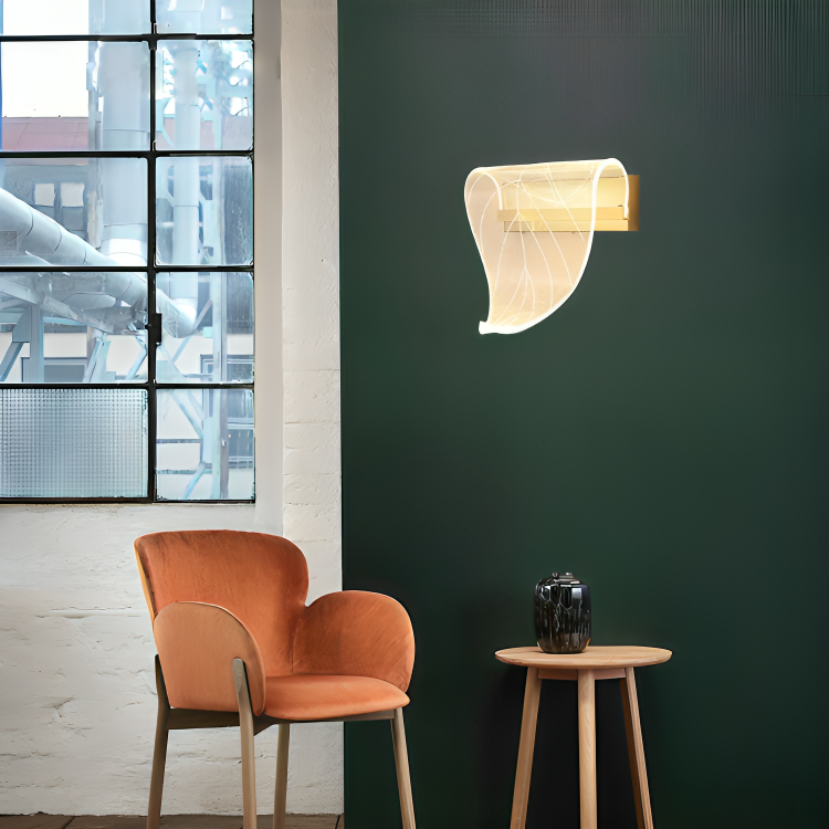 HDC LED-8W Acrylic Metal Leaf Shaped Wall Light